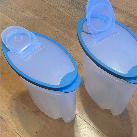Rubbermaid | Kitchen | Rubbermaid Blue And Clear Food Storage ...